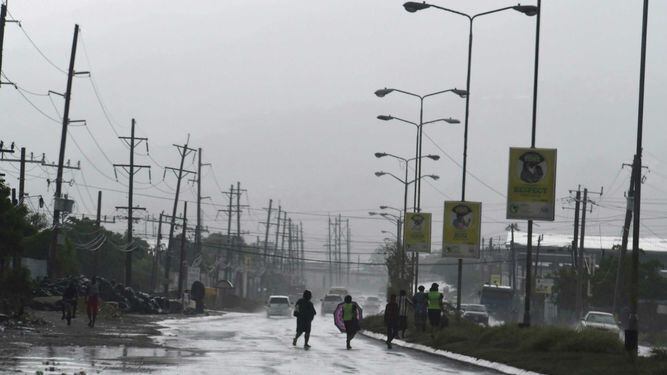 Poderoso Huracán Matthew Amenaza A Haití Jamaica Y Cuba La Prensa Panamá